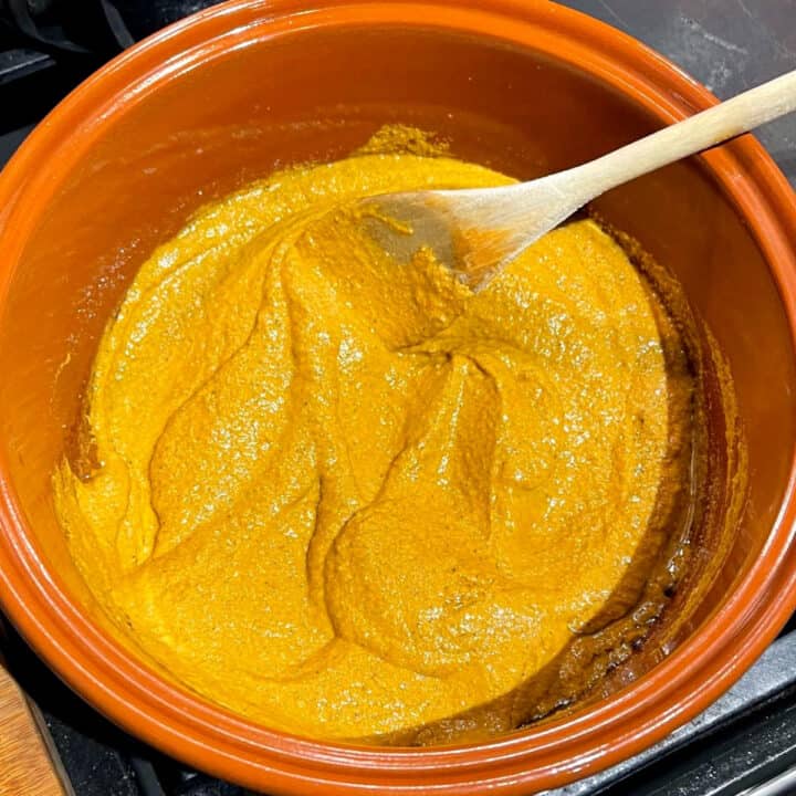 Seitan Curry - Holy Cow Vegan
