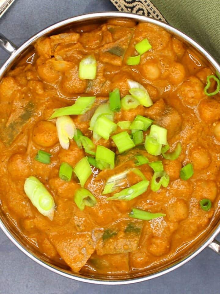 Chickpea Curry Recipe - Holy Cow Vegan