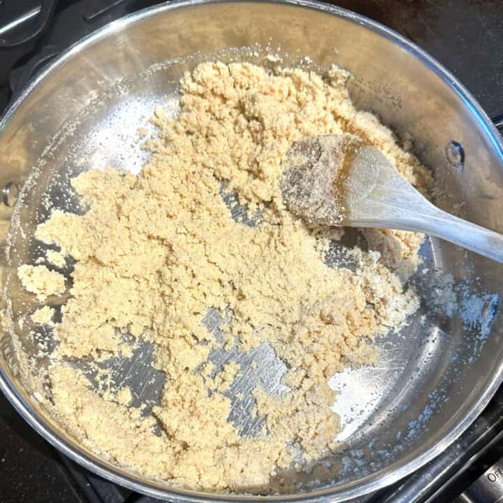 Vegan Sooji Halwa (Rava Kesari or Sheera) - Holy Cow Vegan