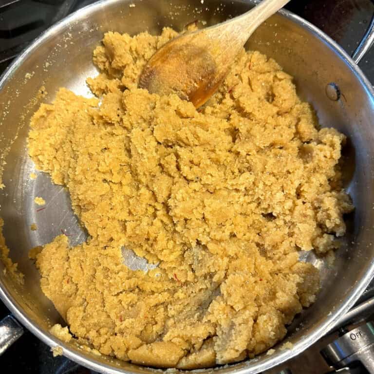 Vegan Sooji Halwa (Rava Kesari or Sheera) - Holy Cow Vegan
