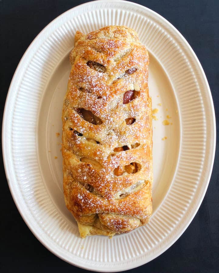 Vegan Apple Strudel Recipe - Holy Cow Vegan