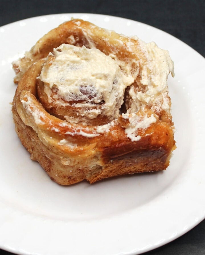Vegan Sourdough Cinnamon Rolls Recipe - Holy Cow Vegan